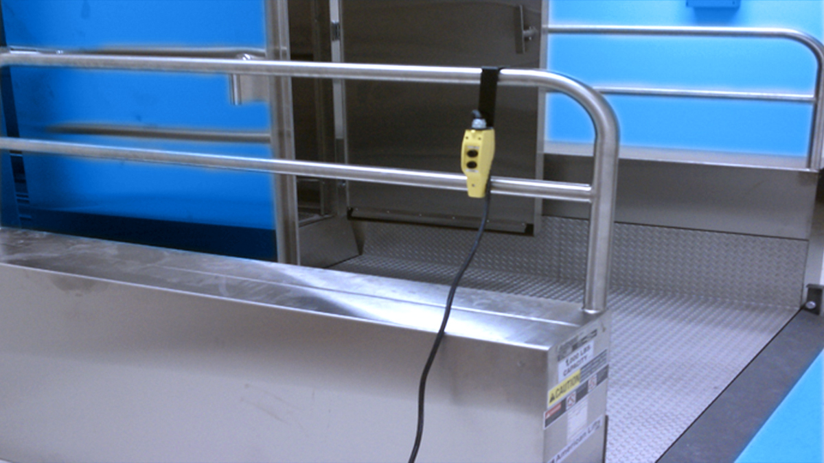 Material Handling Lifts for Clean Room Environments | Autoquip